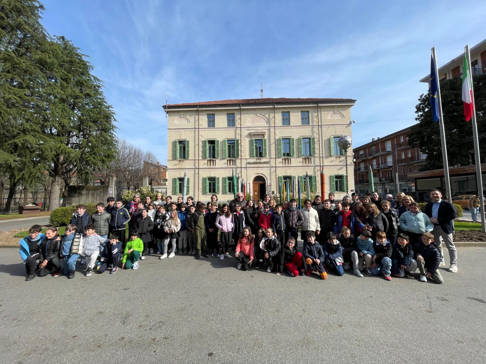 “Un giorno in Comune”: gli alunni scoprono il municipio | Visit Gattinara
